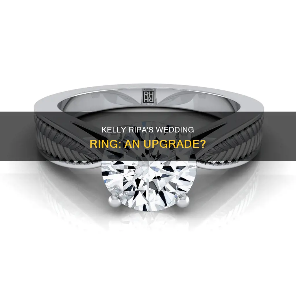 Kelly Ripa's Wedding Ring: An Upgrade? | ShunBridal