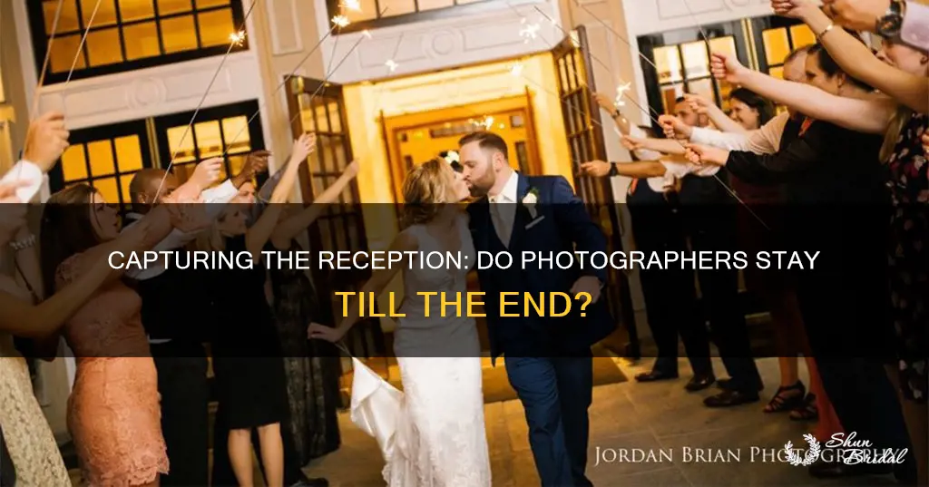 Capturing The Reception: Do Photographers Stay Till The End? | ShunBridal