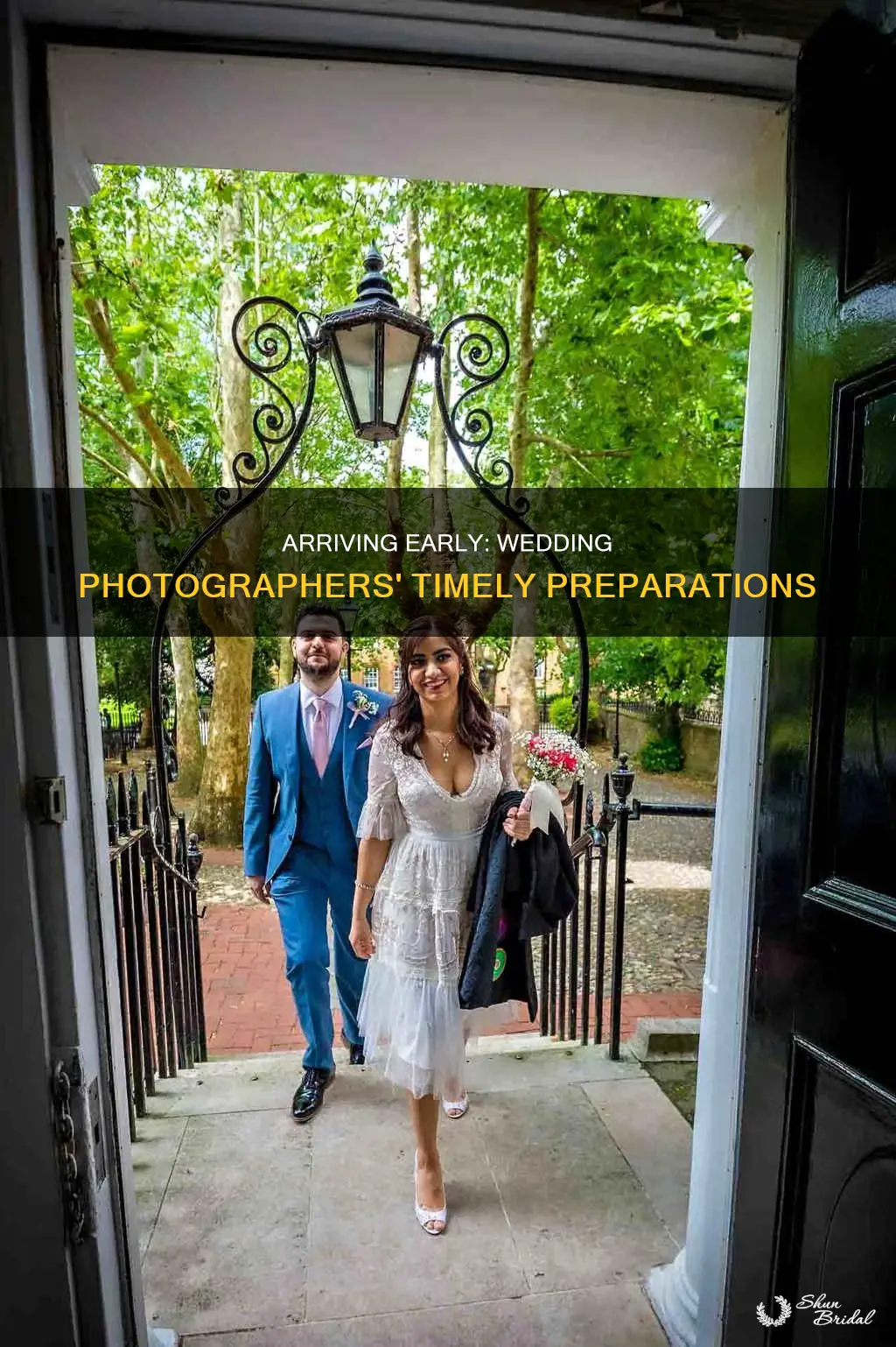Arriving Early: Wedding Photographers' Timely Preparations | ShunBridal