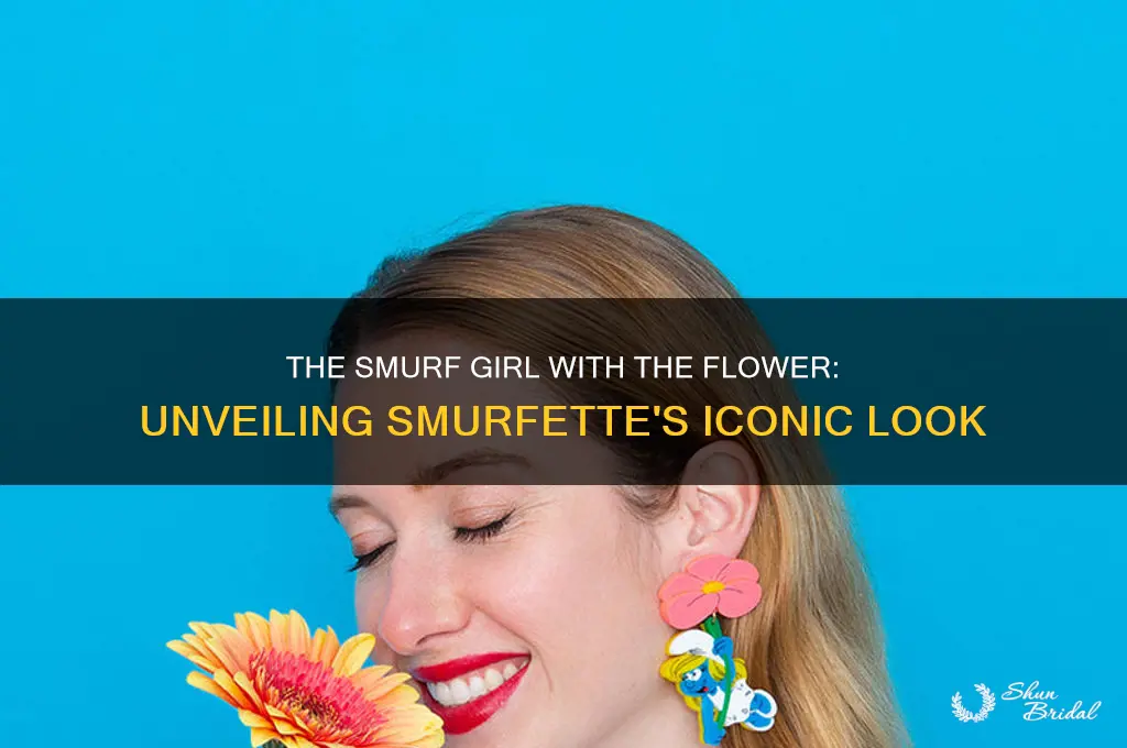 The Smurf Girl With The Flower: Unveiling Smurfette's Iconic Look ...
